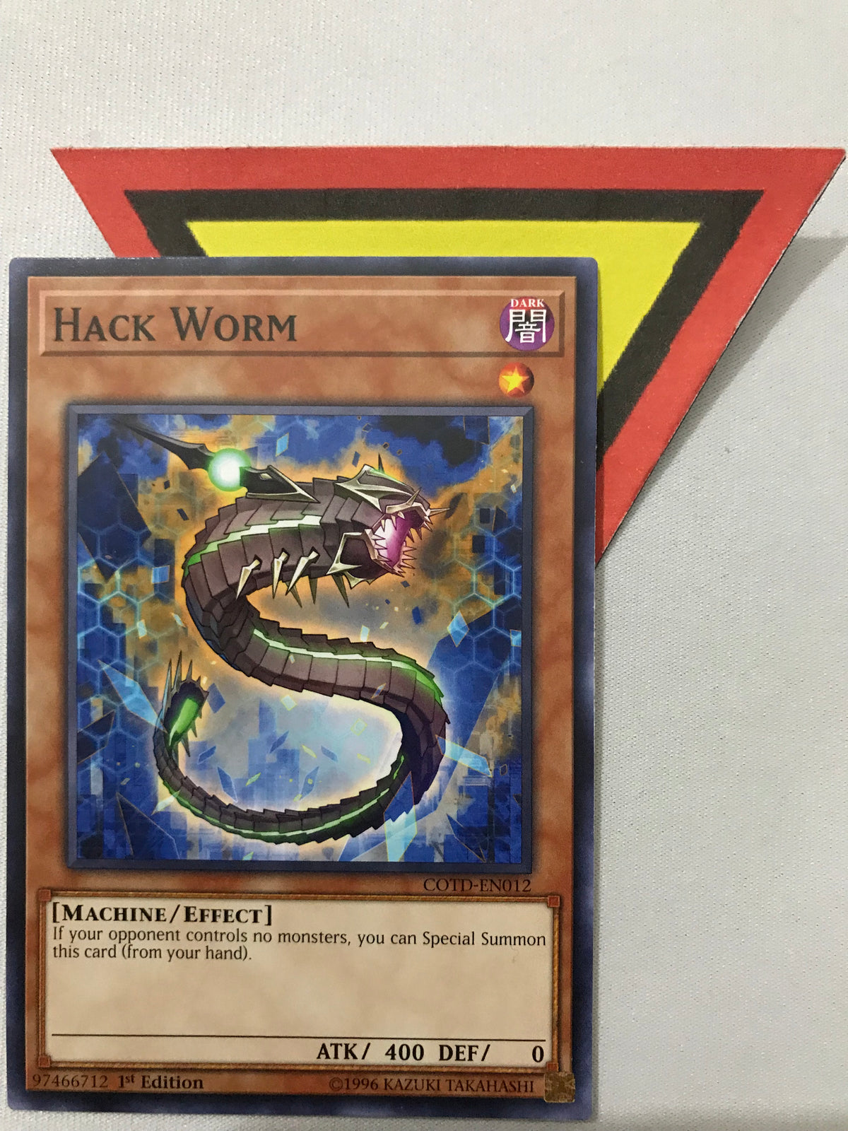 HACK WORM - COMMON - COTD-EN012 — Transcend Cards
