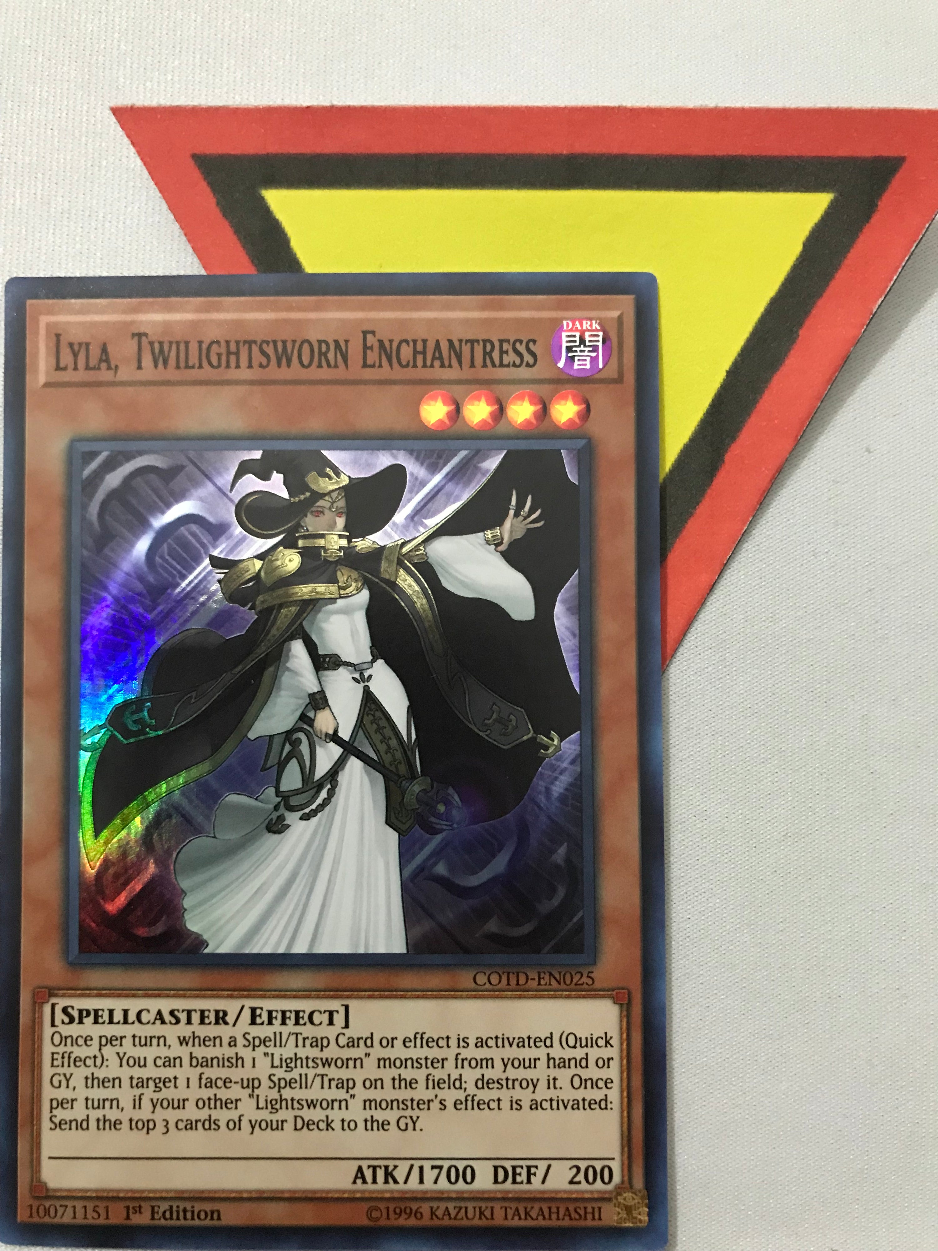 LYLA, TWILIGHTSWORN ENCHANTRESS / SUPER - Various - 1ST — Transcend Cards