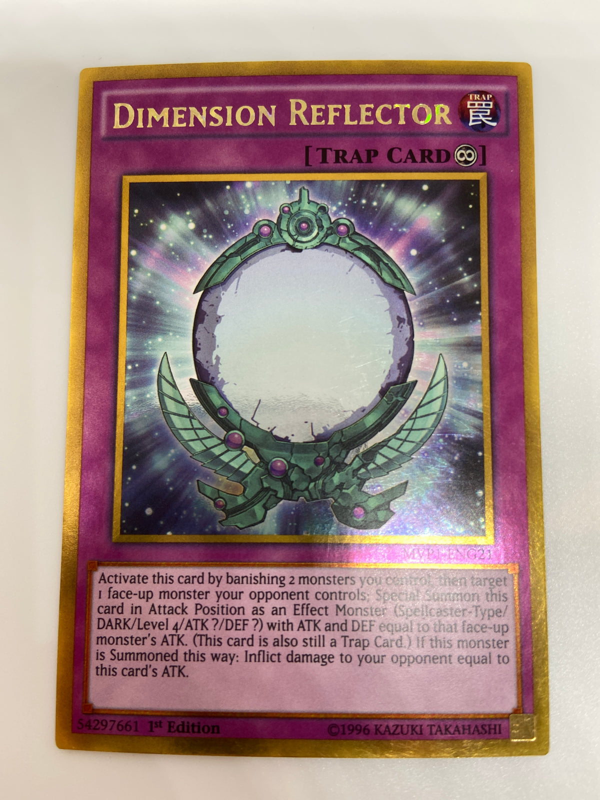 Dimension Reflector / Ultra Gold - MVP1-ENG21 - 1st — Transcend Cards